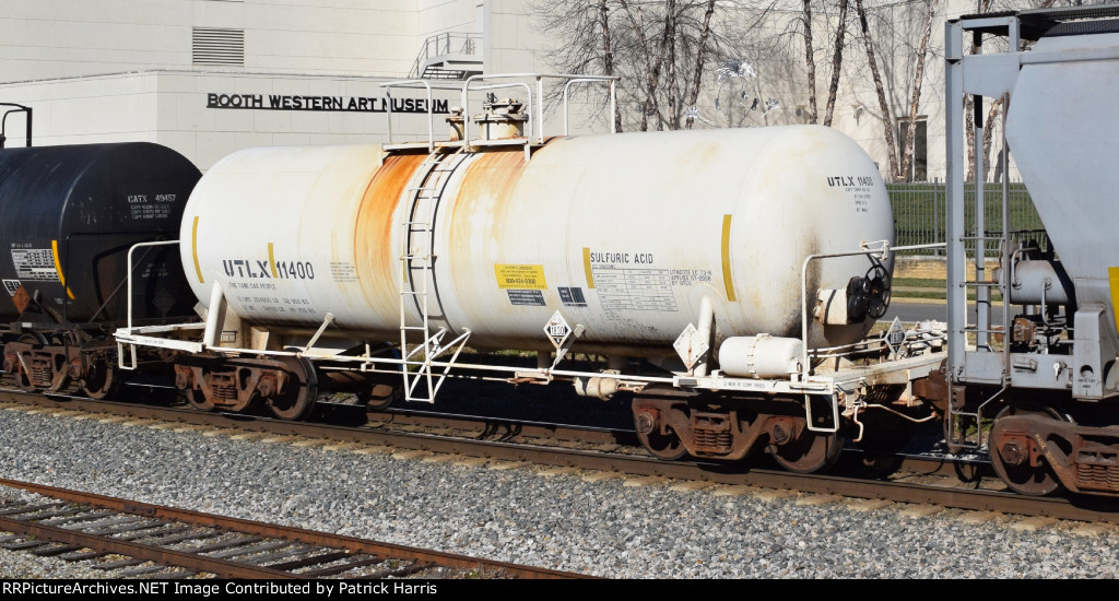 UTLX 11400 13664-gallon sulfuric acid DOT 111A100W2 tank car on CSX in Cartersville Ga 3-28PM 02 ...